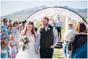 Outdoor Rustic Ranch Wedding | Idaho Wedding Photographer | Janelle ...