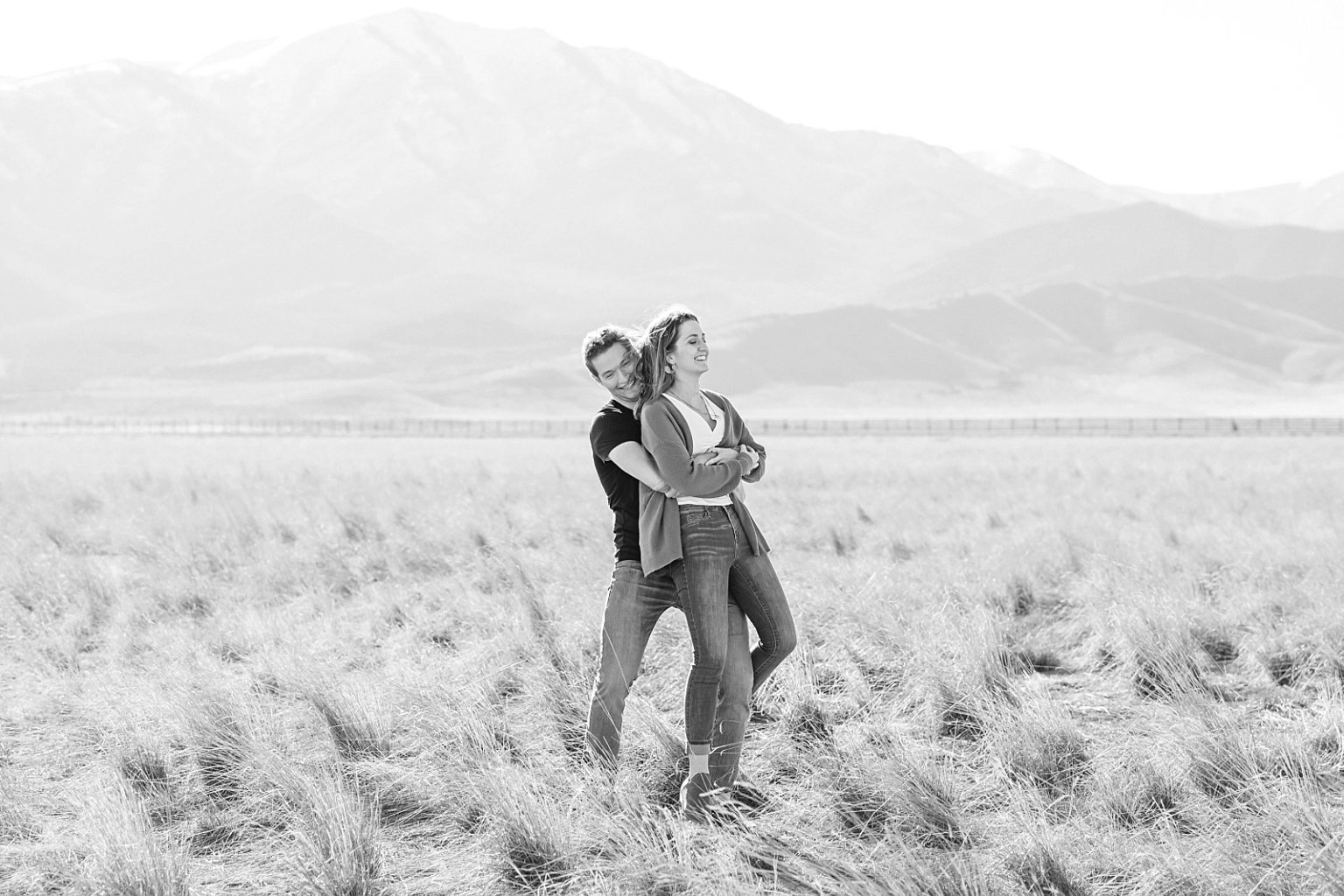 Eagle Mountain Utah Couple Portraits - Janelle & Co Photo