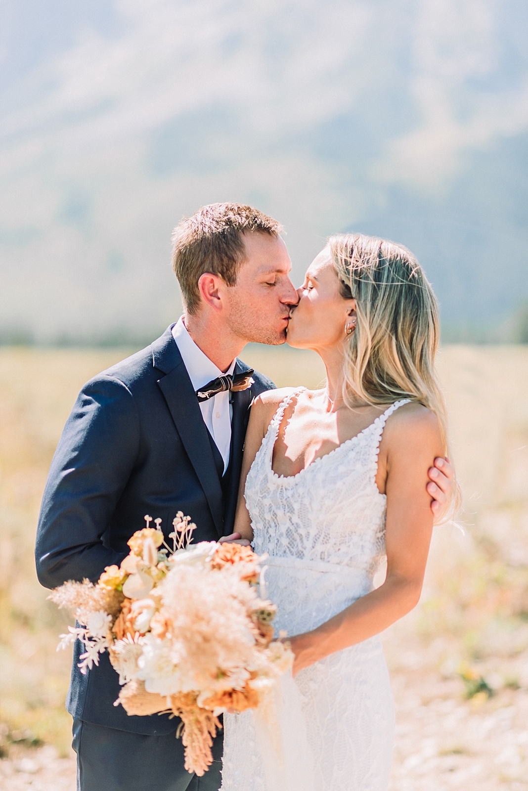 Fall Jackson Hole Golf & Tennis Club Wedding - Janelle & Co Photo