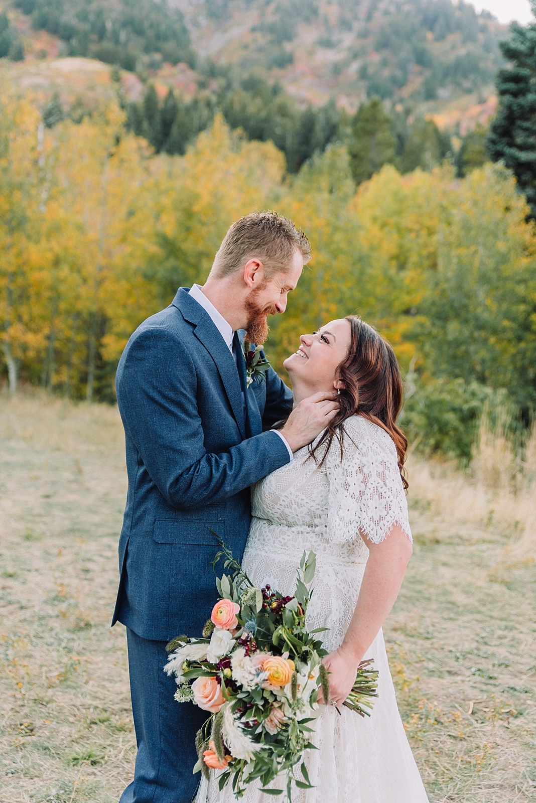 Fall Elopement in Wasatch-Cache National Forest - Janelle & Co Photo